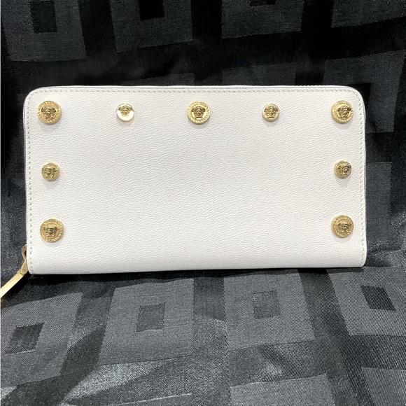 Versace | Bags | Versace New White Zip Around Wallet With Gold Medusa ...